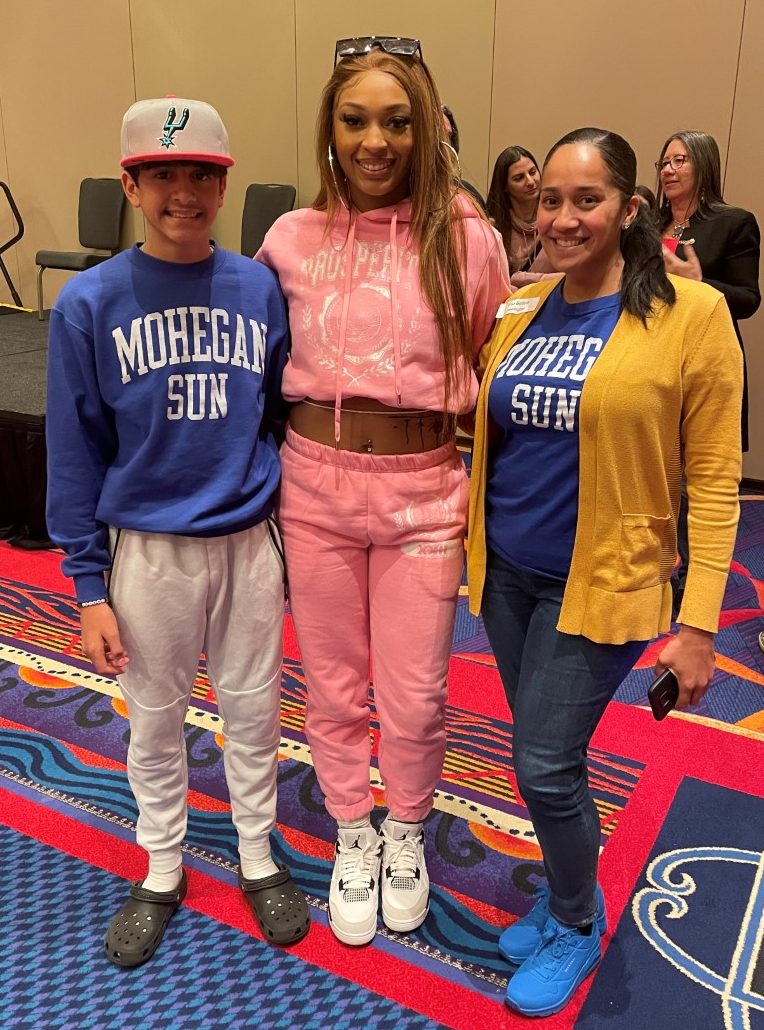 CEA Partnership with CT Sun Brings Teachers to the Court – Connecticut ...